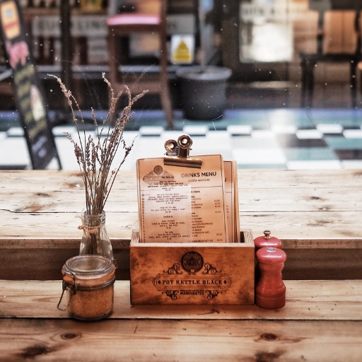 How To Create a Successful Cocktail Menu